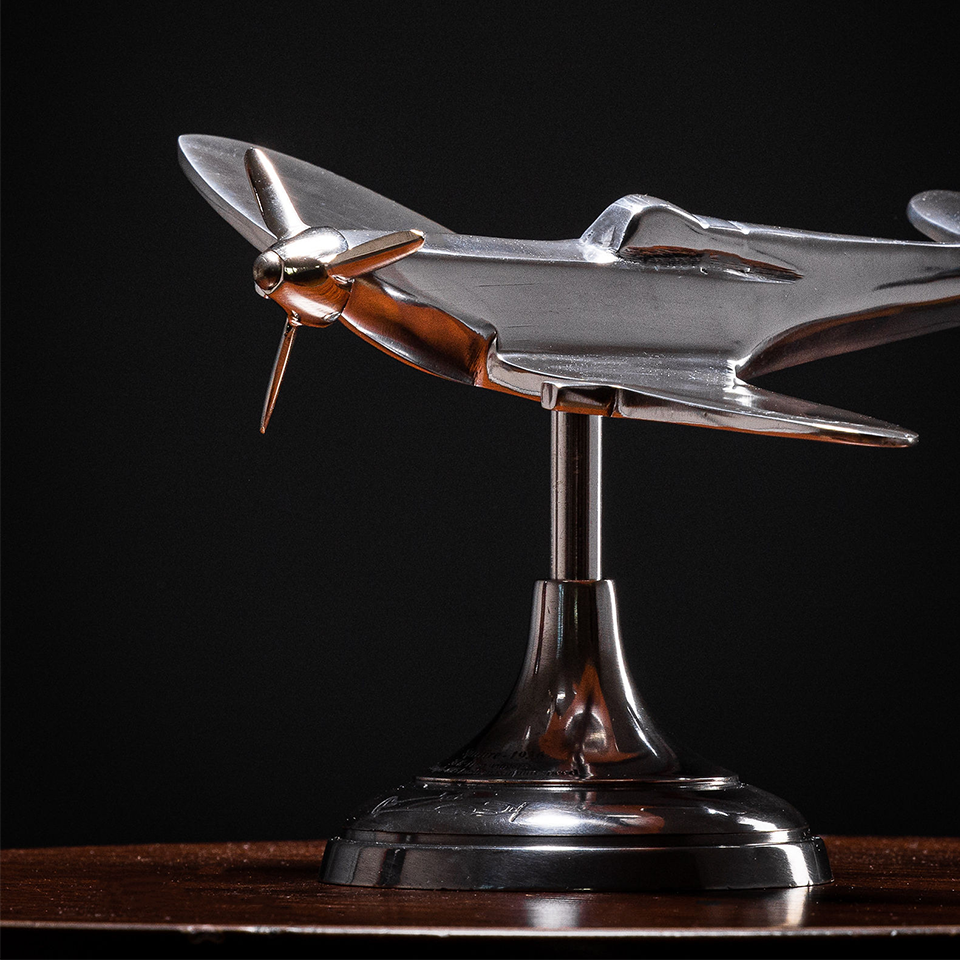 Spitfire Model on Stand in Silver Polished Finish – Aviation Sterling