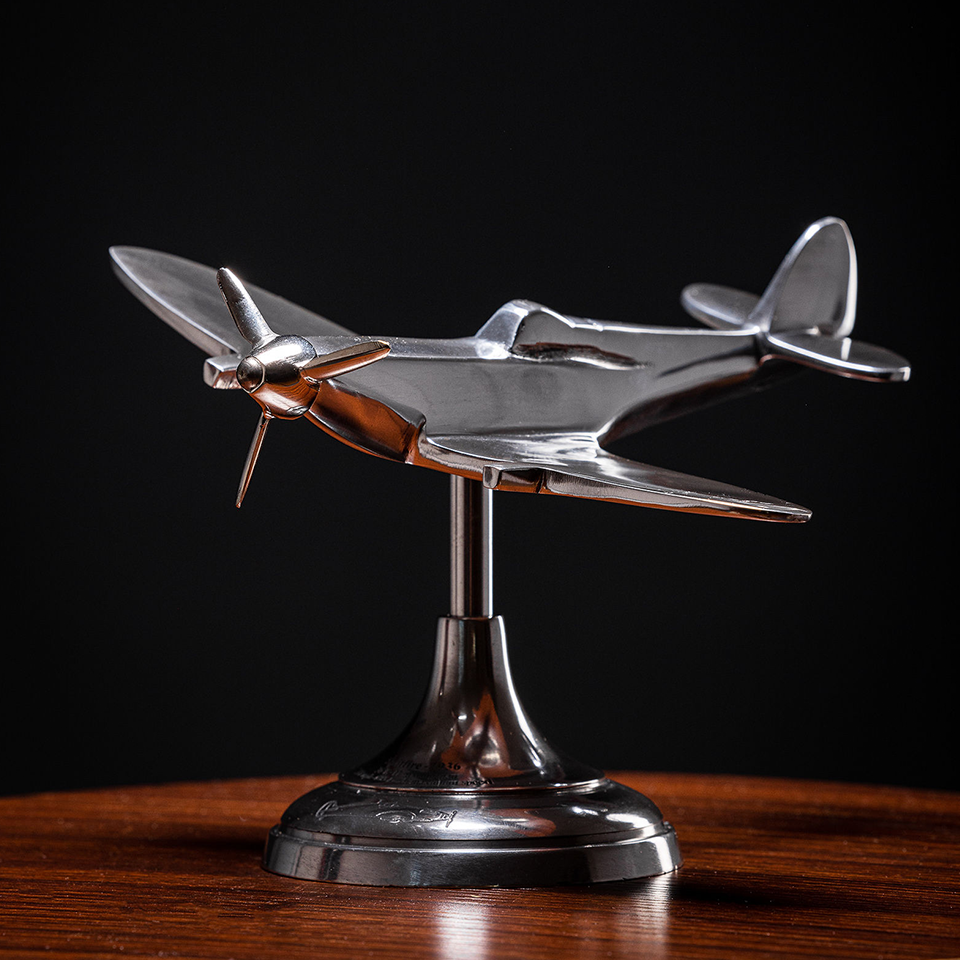 Spitfire Model on Stand in Silver Polished Finish – Aviation Sterling